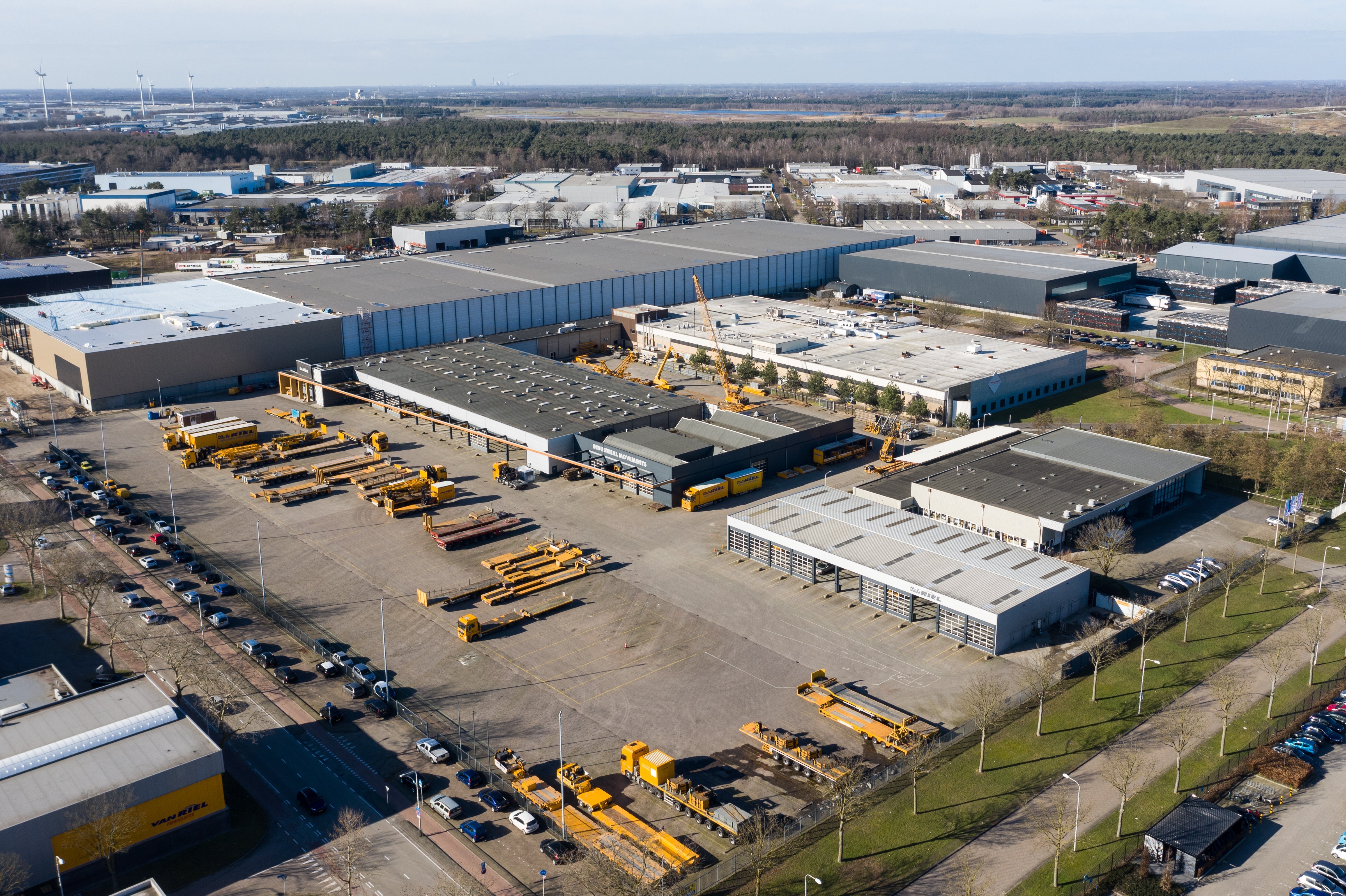 MJ van Riel in Tilburg - MacLean BV